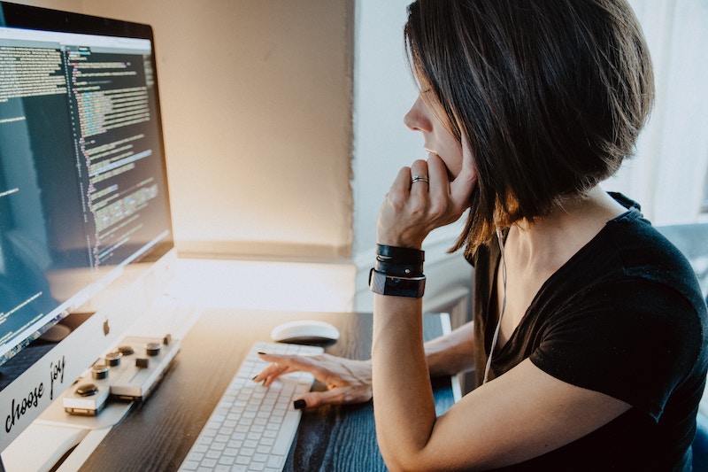 R Vs Python Which One Should You Learn Flatiron School